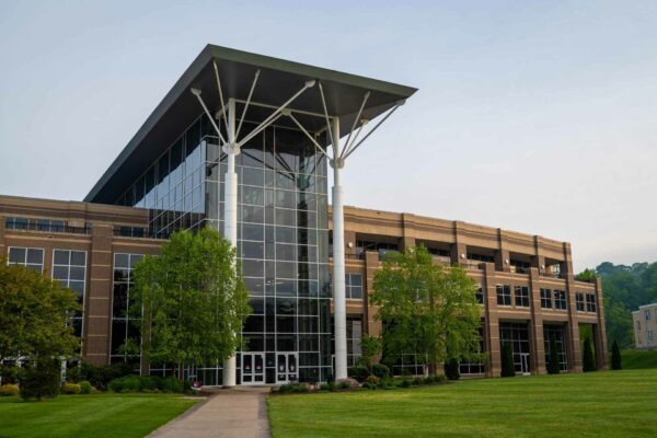 Fairmont State continues reputation of excellence during 2021 – 22 ...