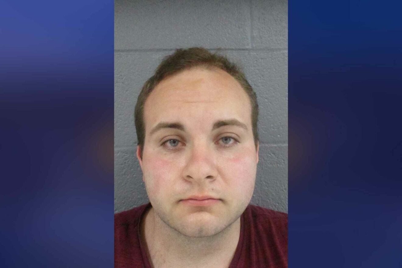 Police: Charleston man arrested for allegedly soliciting a minor via ...