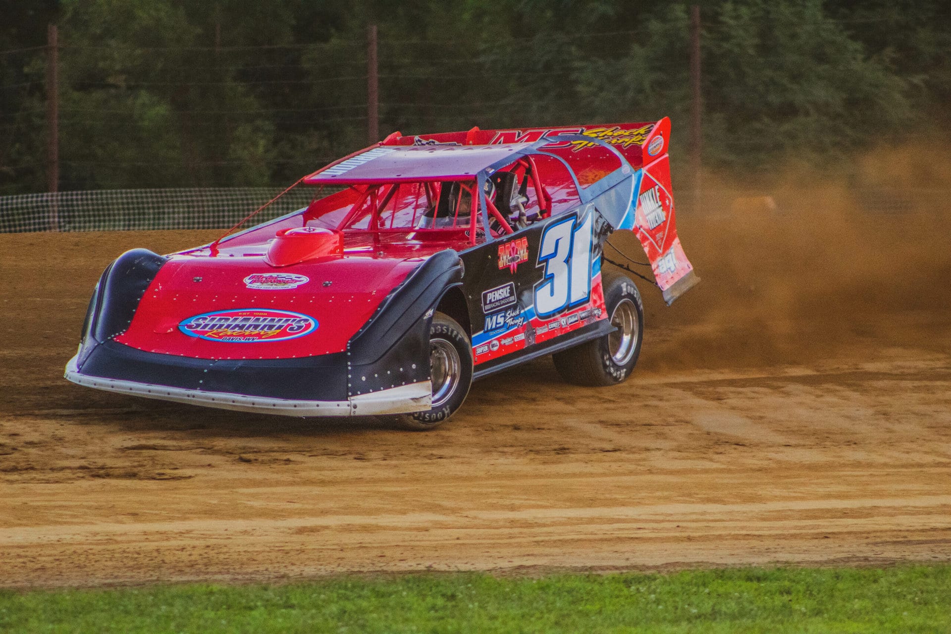 All eyes on the checkered flag at Elkins Raceway