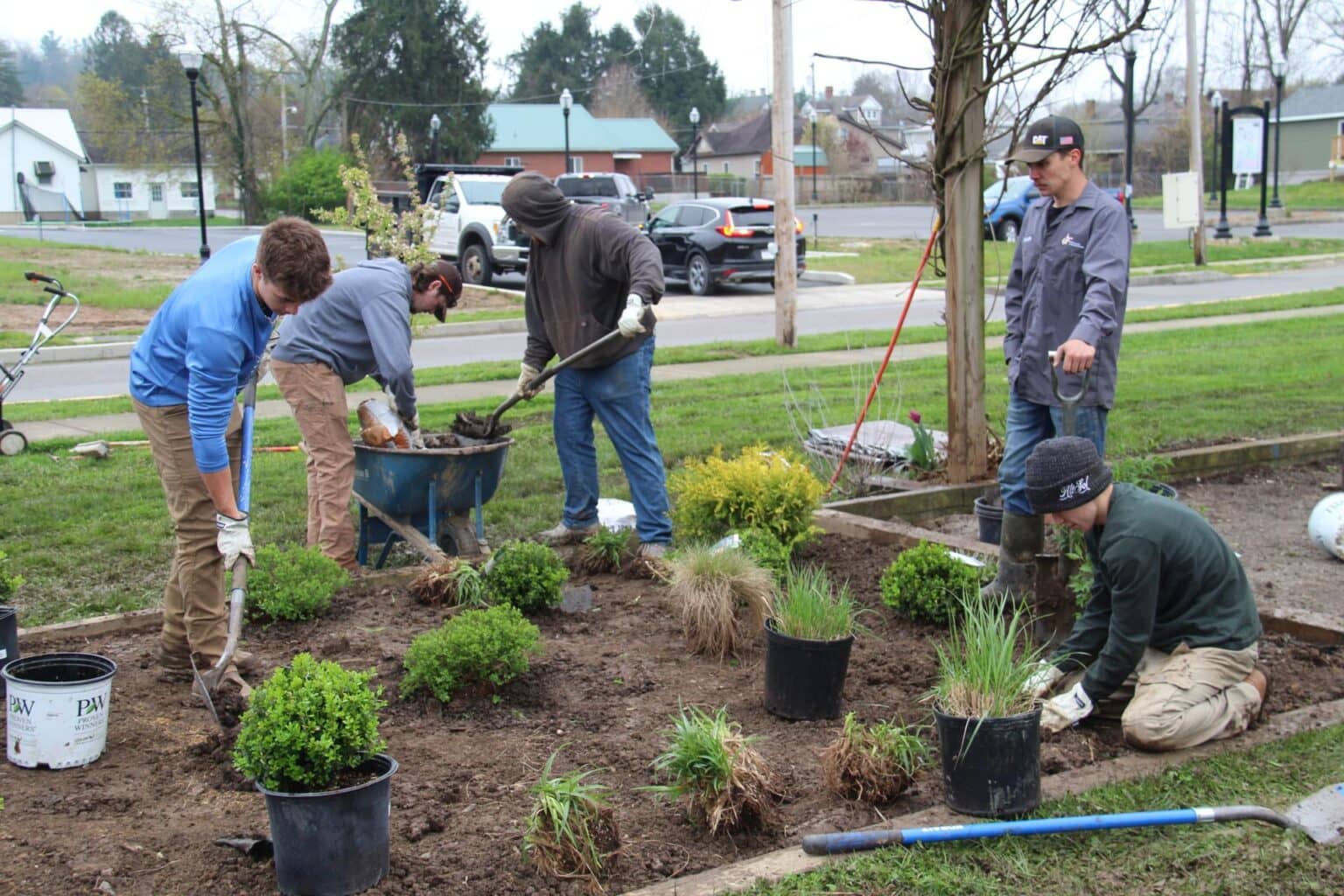 Local high school students complete three-day landscape training at ...